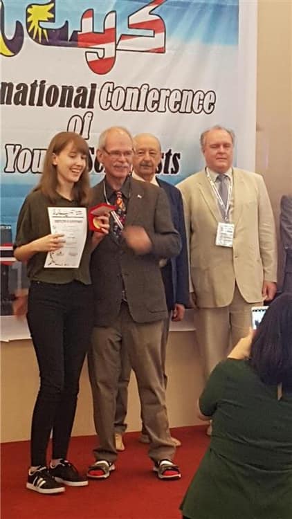Zlatna medalja s Međunarodne konferencije mladih znanstvenika - Kuala ...